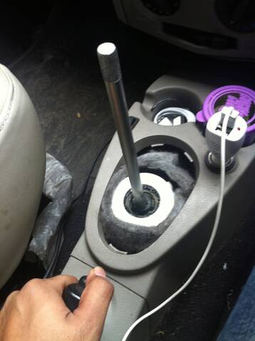 Mahindra logan gear knob store