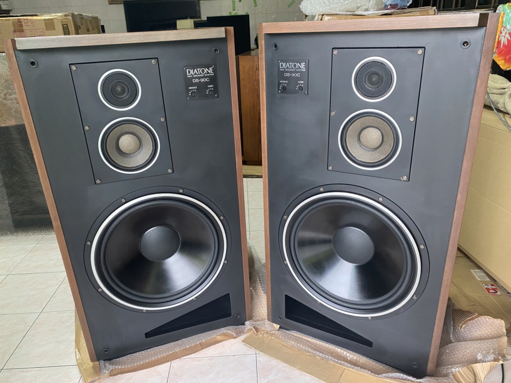 Diatone DS-90C hiend monster speakers Diatone DS-90C hiend monster speakers