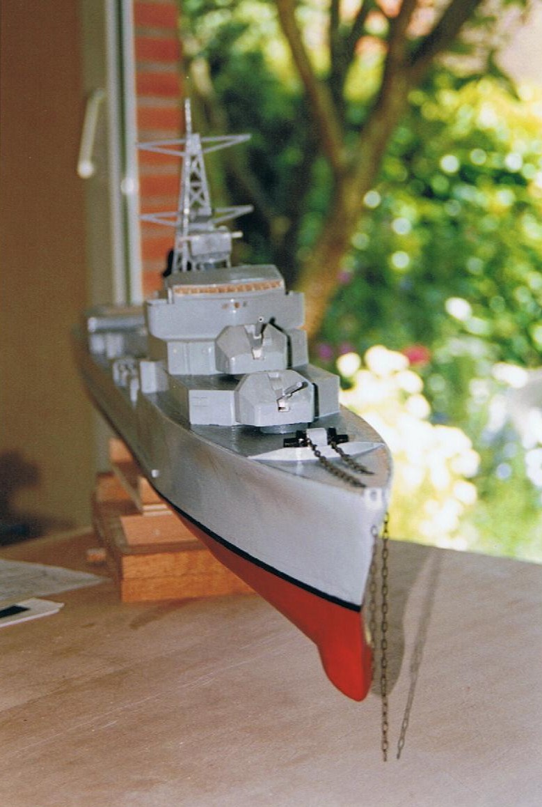 l'EE la galissonnière au 1/100e l'EE la galissonnière au 1/100e