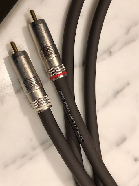 Accuphase SR (Super Refined) Series ASL-10 RCA Interconnects Accuphase SR (Super Refined) Series ASL-10 RCA Interconnects
